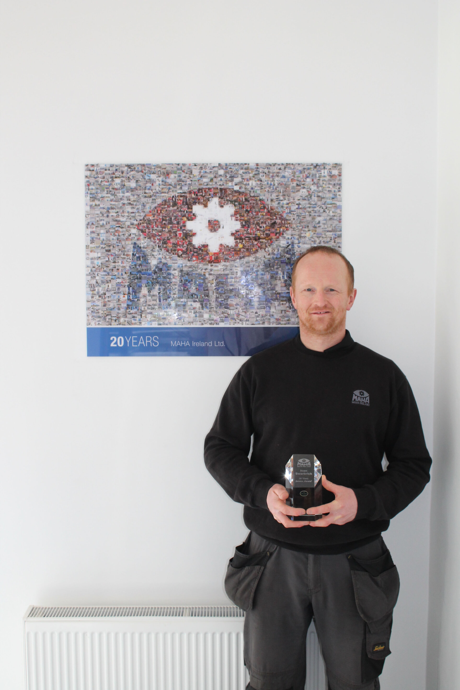 MAHA Ireland pays tribute to two long-serving colleagues | MAHA UK Ltd.