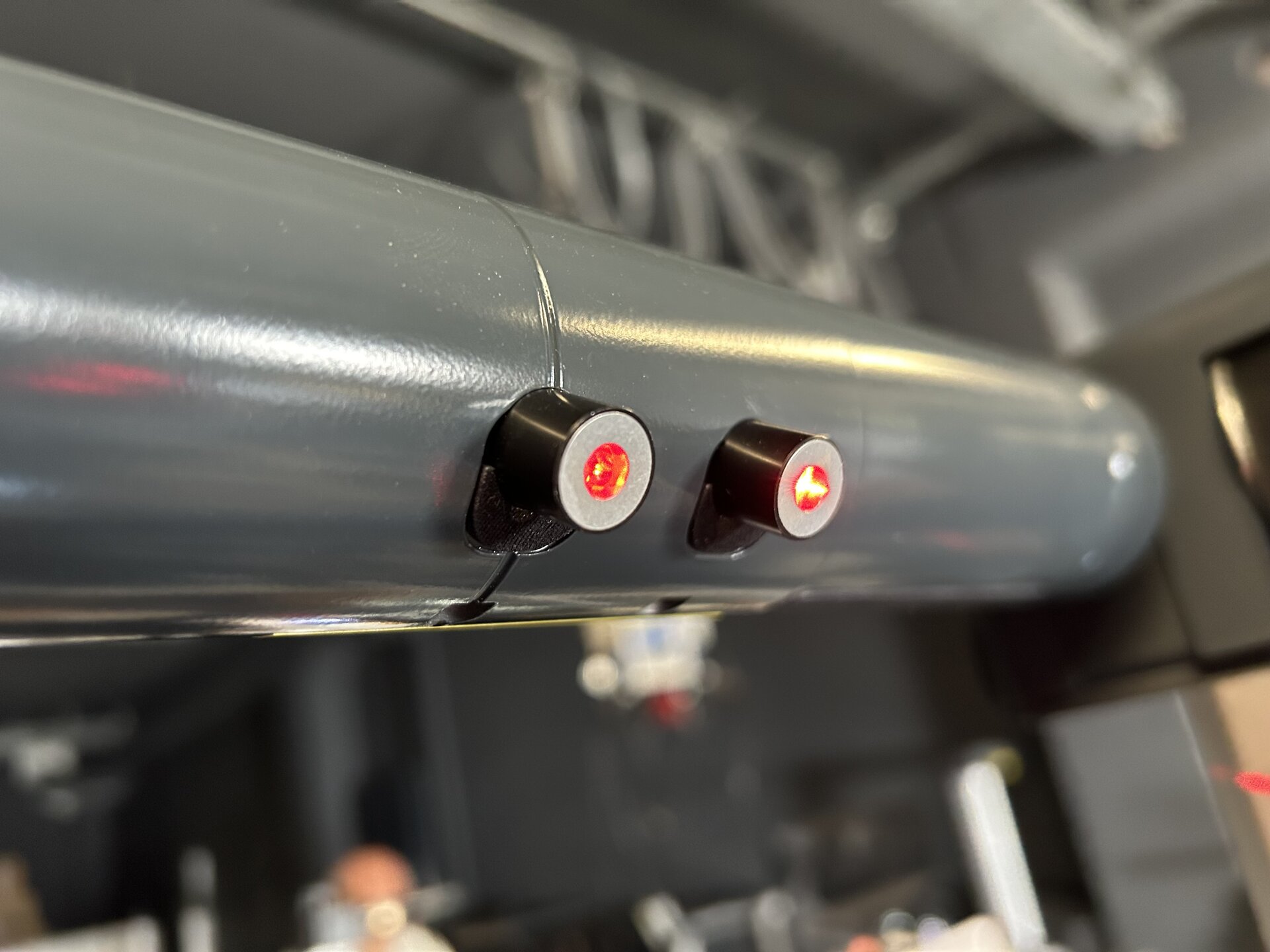 MLT 3000 2.0 – Precision in Headlight Adjustment & Testing | MAHA UK Ltd.